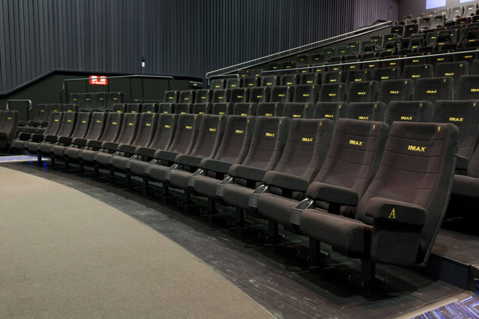 Teatro IMAX de Fukuyama - Kotobuki Seating Intl.